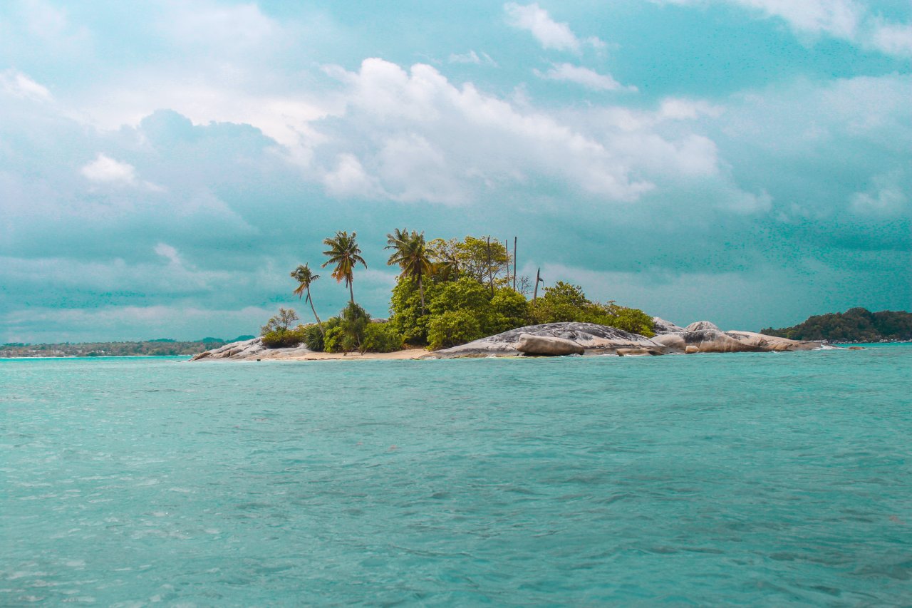 Belitung Guide - Indonesia Guide